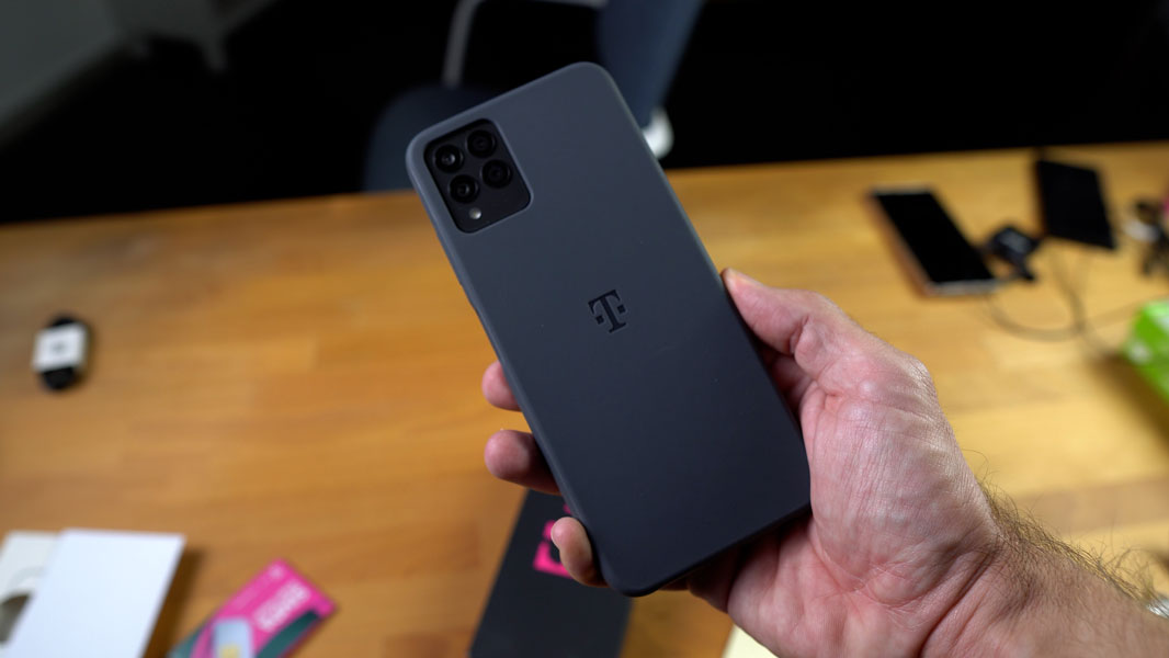 T Phone Pro - Unboxing i prvi dojmovi - SmartphoneHrvatska